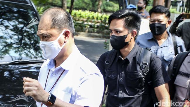 Bharada E Takut Tunangan Dilacak Sambo VS Keluarga Ilham Idol Masuk Kristen