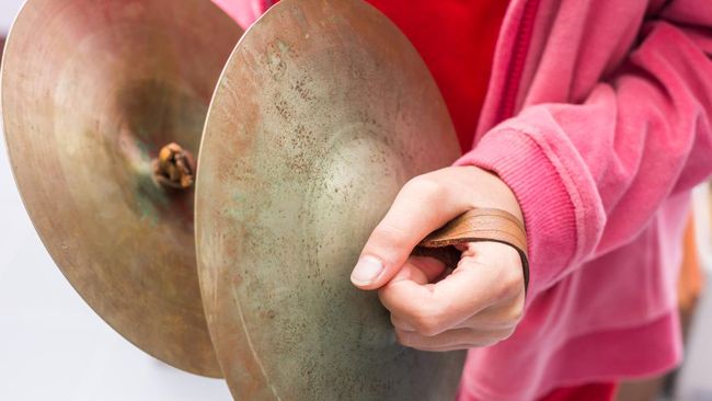 7 Alat Musik Khas Sunda, Mulai dari Kecapi hingga Angklung