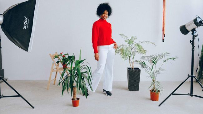 3 Pilihan Warna Outfit Ini Cocok untuk Kepribadian Extrovert