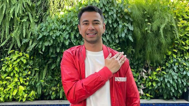 Heboh Momen Raffi Ahmad Tak Sengaja Senggol Payudara Niena Kirana Heboh Momen Raffi Ahmad Tak Sengaja Senggol Payudara Niena Kirana