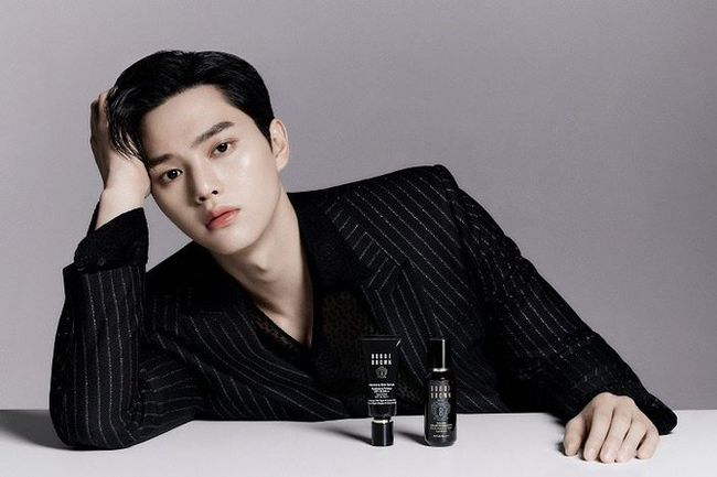 Intip Pesona Song Kang Sebagai Ambassador Asia Pasifik Brand Kecantikan Mewah, Bobbi Brown