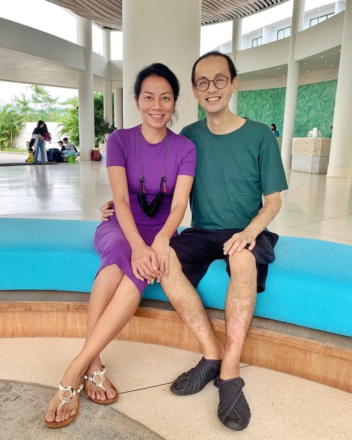 7 Potret Reza Gunawan Semasa Hidup Bersama Sang Istri Dewi Lestari ...