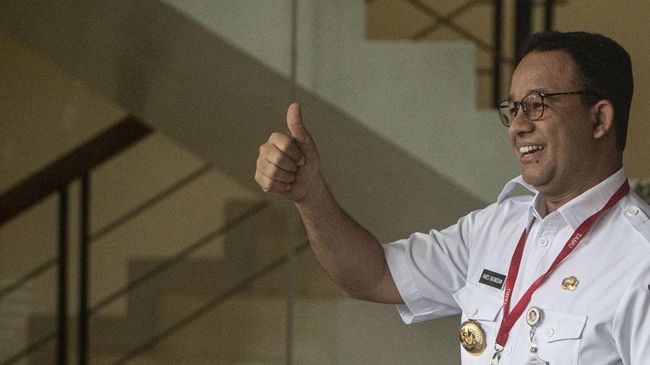 Teka-teki Mikrofon Usai Anies Baswedan Diperiksa KPK Teka-teki Mikrofon Usai Anies Baswedan Diperiksa KPK