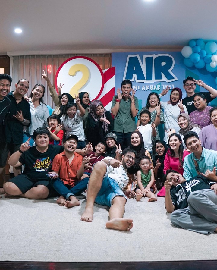 7 Potret Ultah ke-2 Air Rumi Anak Irish Bella, Sederhana Dirayakan di ...