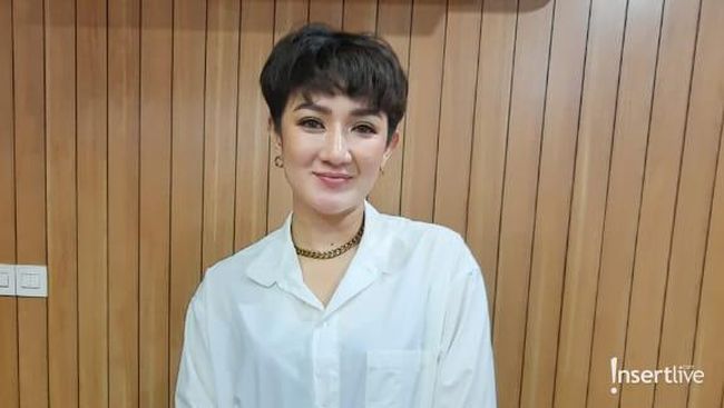 Melly Mono Tantang Diri Sendiri Lewat Lagu Baru 'Singgah'