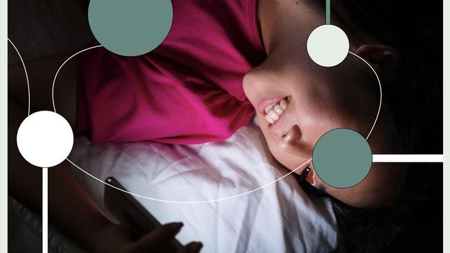 Bahaya Main Handphone Sebelum Tidur