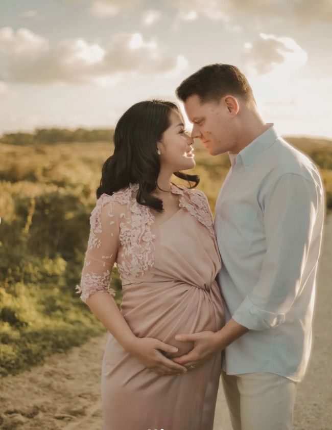 5 Artis Indonesia Tinggal di Luar Negeri Ikut Suami, Terbaru Gracia Indri