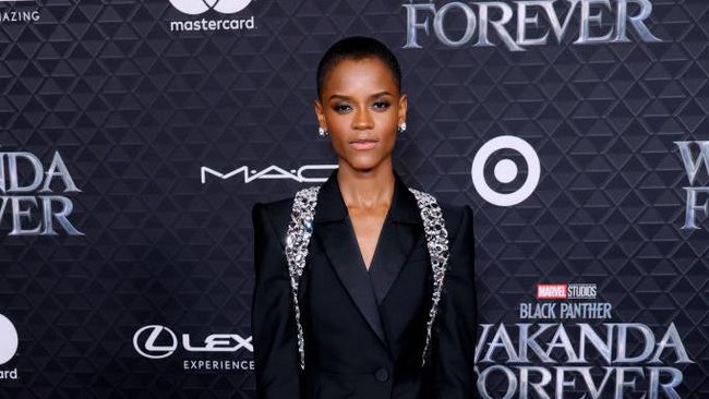 Gaya Letitia Wright di Premiere Black Panther: Wakanda Forever Dinilai Mirip dengan Chadwick Boseman