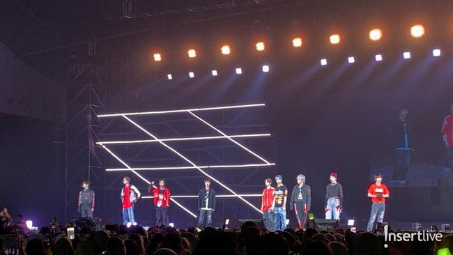 Konser NCT 127 dibubarkan usai 30 penonton pingsan