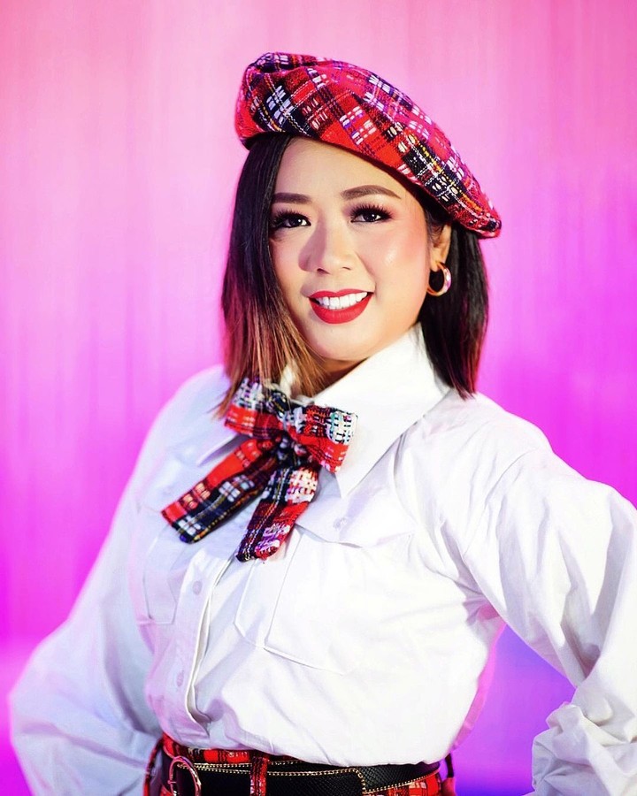 5 Potret Penampilan Baru Soimah Usai Operasi Kantong Mata - 3