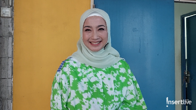 Unggah Potret bersama Sang Putri, Desy Ratnasari Disebut Kakak Beradik