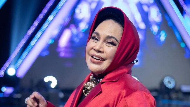 Hetty Koes Endang Bikin Pastel hingga 4 Jam demi Keluarga Saat Ramadan