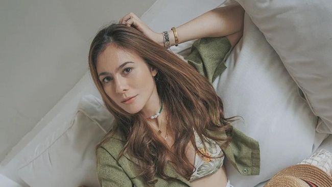 Sst, Ternyata Ini Rahasia Awet Muda ala Wulan Guritno di Usia 41, Salah ...