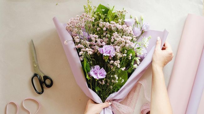 11 Buket untuk Hari Guru sebagai Kado Spesial 2023: Bunga, Snack hingga ...