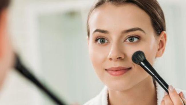 Tampil Cantik Tanpa Mahal, Ini Rangkaian Full Makeup Cuma Pakai Produk ...