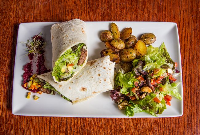 9 Ide Menu Makan Siang untuk Diet yang Enak, Bisa Makan Kebab Bun - 2