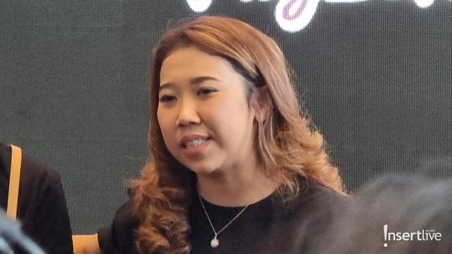 Kiky Saputri menegaskan dirinya tidak ada niatan menyindir Lesti Kejora dan Rizky Billar saat ...