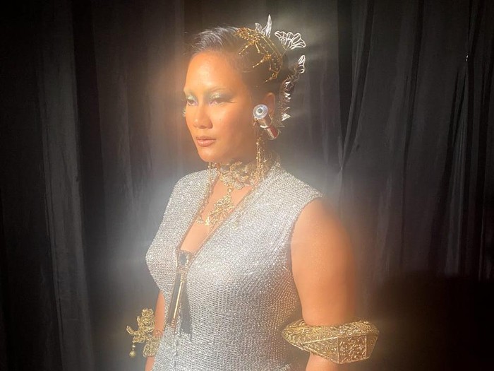 Tara Basro Tampil Fierce dan Flawless di FFI 2022! Ini Sosok di Balik ...