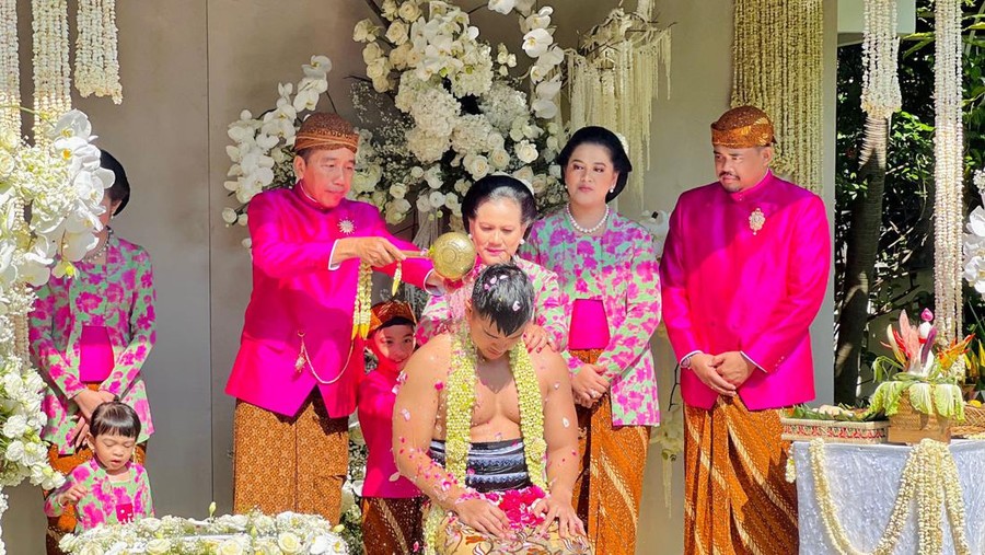 Pesta Kuliner di Pernikahan Kaesang-Erina, Sajikan 16 Ribu Porsi ... Pesta Kuliner di Pernikahan Kaesang-Erina, Sajikan 16 Ribu Porsi ...