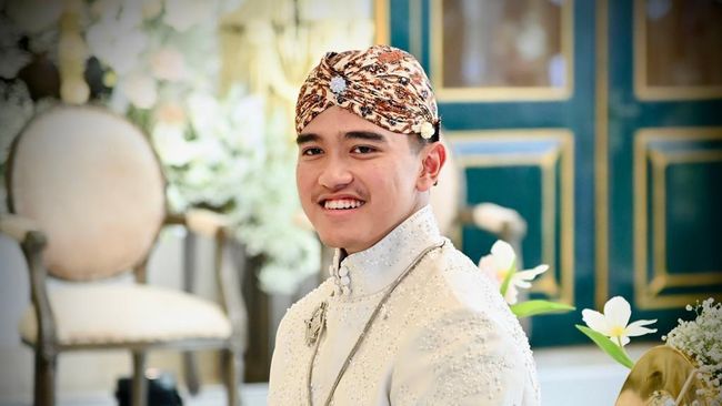 8 Potret Prosesi Akad Nikah Kaesang Pangarep dan Erina Gudono - Foto 1