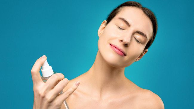 Masih Sering Dilewatkan, Padahal Ini 4 Manfaat Memakai Setting Spray ...