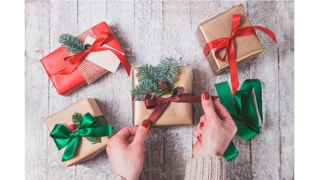 6 Ide Kado Natal 2022 Buat Teman Kantor Cukup Siapkan Budget Di Bawah Rp100 Ribu
