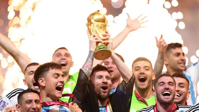 Fakta Menarik Trofi Piala Dunia, Trofi Termahal di Dunia Sepak Bola dan ...