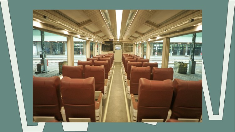 Kereta Panoramic Pertama di Indonesia Resmi Dibuka