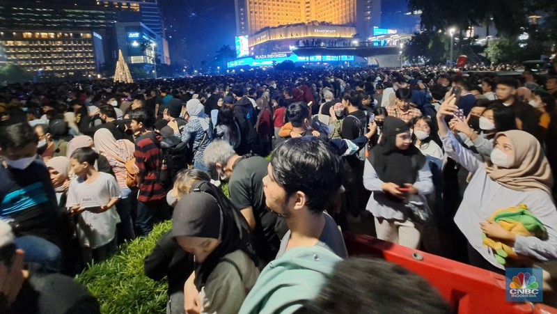 2 Tahun Vakum, Perayaan Tahun Baru 2023 Pecah di Jakarta - Foto 3