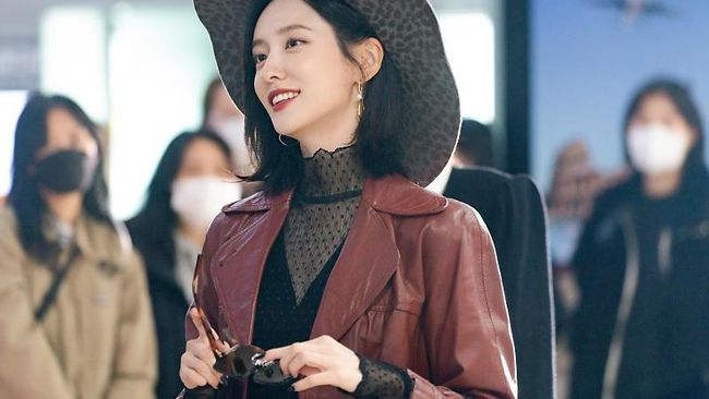 Gaya 'Old Money' ala Park Ji Hyun di Reborn Rich, Berkelas Khas ...