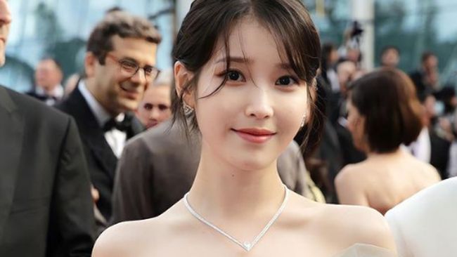 Model rambut baru IU