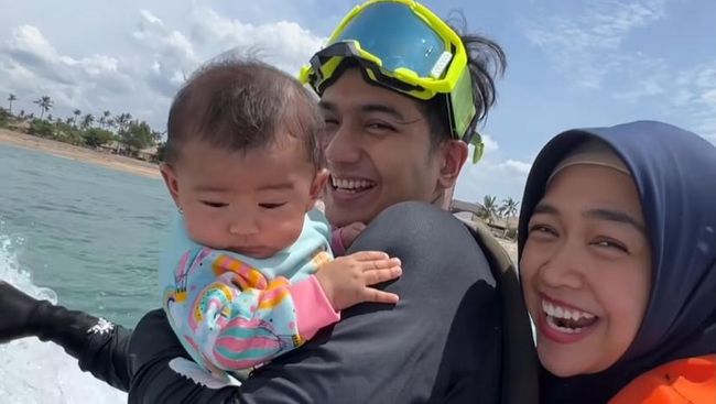 Aksi Ria Ricis ajak Moana naik jetski sampai disorot oleh media asing.
