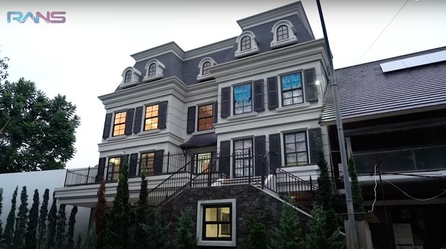 7 Potret Rumah Baru Nagita Slavina & Raffi Ahmad yang Pernah Dikunjungi Member NCT - Foto 1