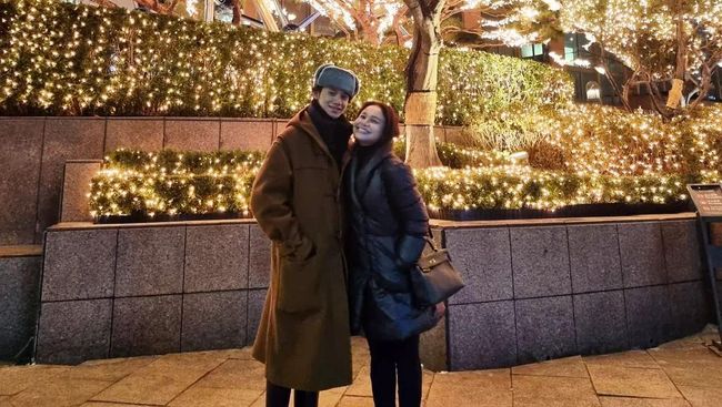 7 Potret Rossa Liburan Bareng Putranya di Korea Selatan, Sang Anak Dikira Artis Drakor - Foto 1