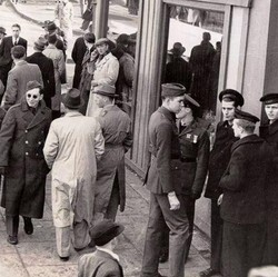 Heboh Wujud Manusia Tahun 3000 Berubah Total, Cek Faktanya