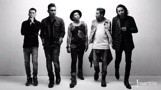 Unggah Foto Bareng Seluruh Personel, Armada Band Comeback?