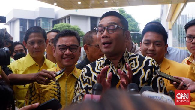 Ridwan Kamil Resmi Jadi Kader Golkar Ridwan Kamil Resmi Jadi Kader Golkar