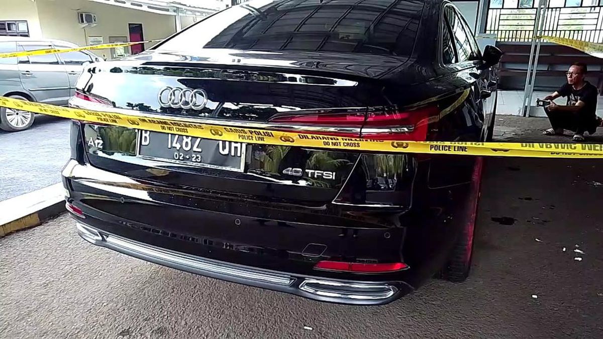 Praperadilan Sopir Audi di Kasus Tabrak Lari Mahasiswi Cianjur Ditolak Praperadilan Sopir Audi di Kasus Tabrak Lari Mahasiswi Cianjur Ditolak