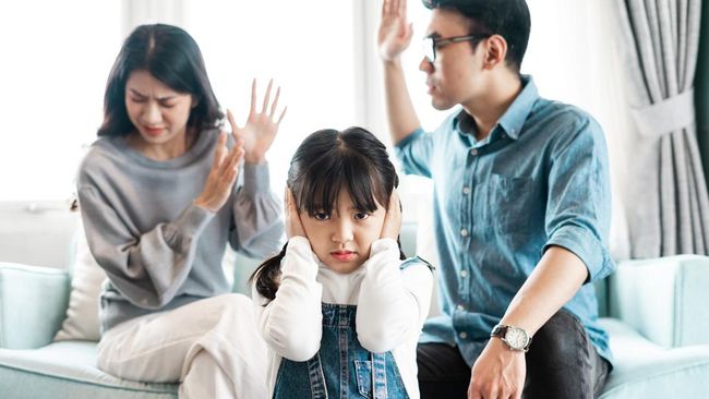 7 Dampak Anak Melihat KDRT yang Jarang Disadari