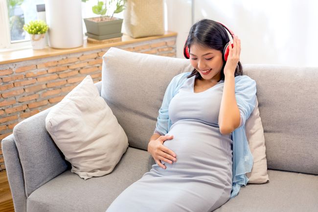 Stimulasi Musik Buat Bayi Jadi Lebih Cerdas, Benarkah? Ibu Hamil Perlu Tahu