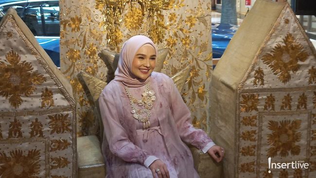 Ria Miranda Gelar Pameran Minang Dekade Sebagai Perayaan 10 Tahun Berkarier
