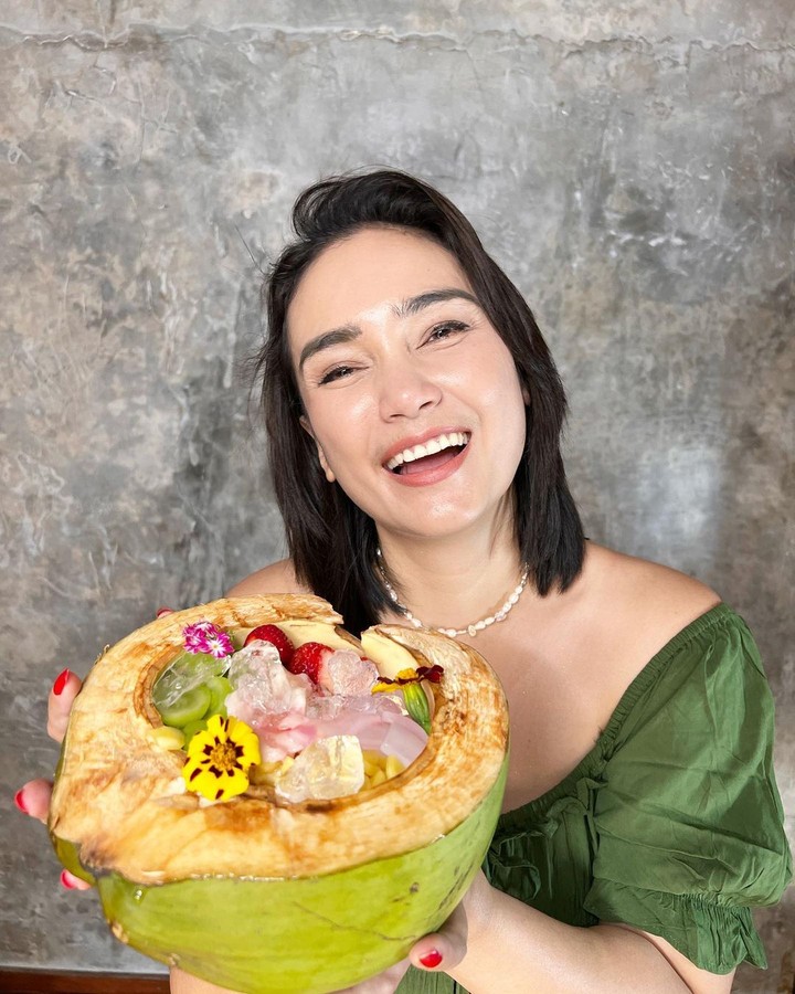 7 Potret Feby Febiola Usai Sembuh dari Kanker Ovarium, Terlihat Fresh ...