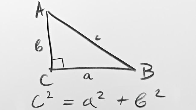 Mengenal Segitiga, Bangun Datar yang Memiliki 3 Sisi dan 3 Titik Sudut