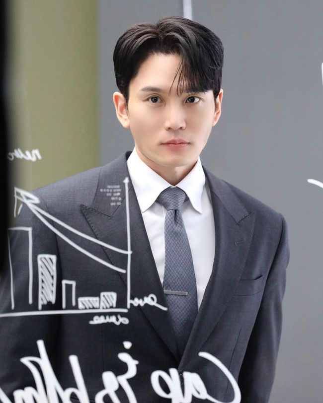5 Fakta Menarik Han Joon Woo, Sekretaris Tampan di Drama Korea Agency