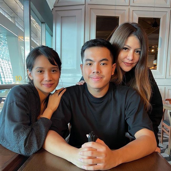 Kompak! Gista Putri dan Wina Natalia Sering Kepo Urusan Pacar ke Anak ...