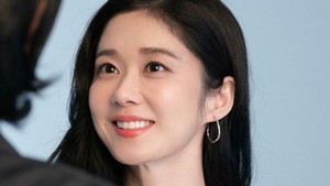 Selain Song Hye Kyo, Ini Sederet Artis Korea yang 'Menolak Tua' Saat Usianya Sudah Menginjak 40 ...