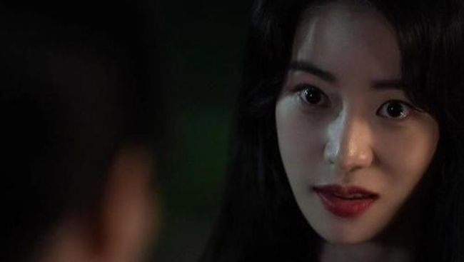 BeauPicks: 5 Rekomendasi Lipstick Merah ala Park Yeon Jin di Drakor The Glory