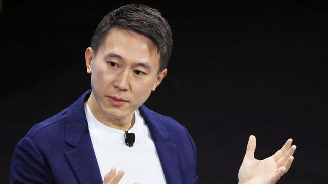Sosok CEO TikTok Shou Zi Chew, WN Singapura Pernah Wamil di Kalimantan Sosok CEO TikTok Shou Zi Chew, WN Singapura Pernah Wamil di Kalimantan