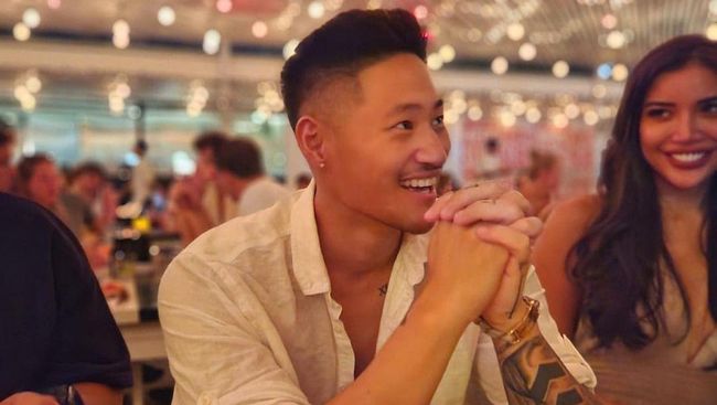 7 Potret Gaya Pacaran Millen Cyrus & Pacar Bule di Bulan Puasa