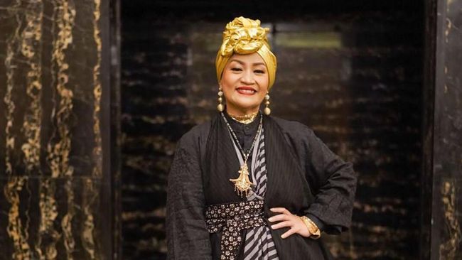 5 Tips Diet ala Tike Priatnakusumah yang Sukses Pangkas BB hingga 40 kg